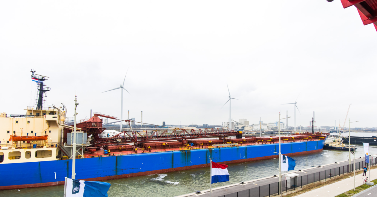 Opening of the largest sea lock in the world | Solid Rental